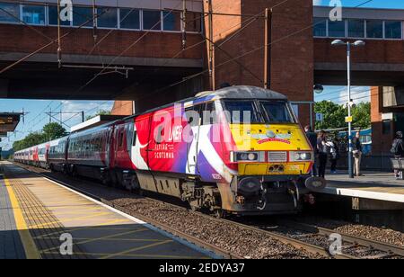 A DVT InterCity 225 in British Rail InterCity livery heads south along ...