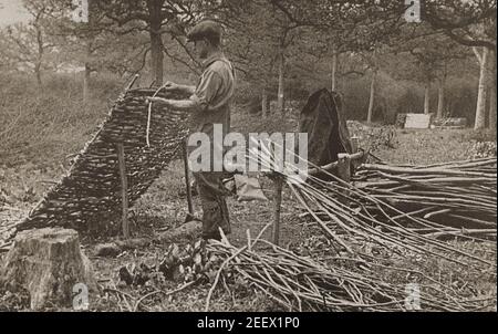 Hand woven hazel hurdle Stock Photo - Alamy