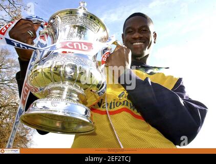 Winning football team in the bath Stock Photo - Alamy