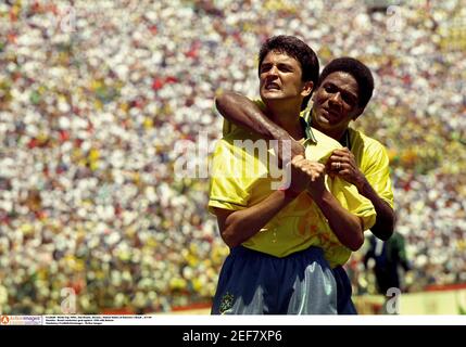 Soccer - World Cup USA 94 - Group A - Switzerland v Colombia Stock ...