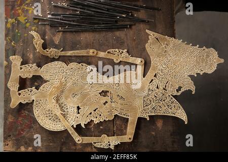 Indonesian shadow puppet of Rama Stock Photo - Alamy
