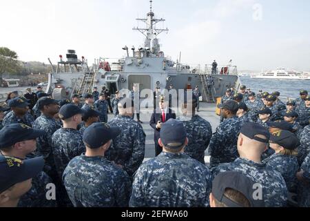 Operation Atlantic Resolve 141111 Stock Photo - Alamy