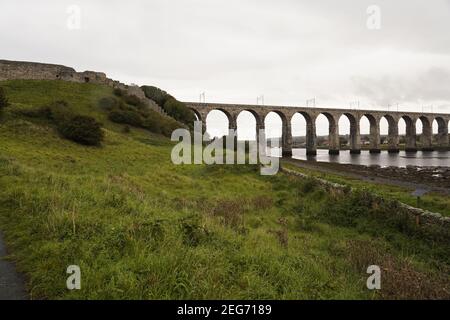 The Royal Border Bridge Looping Over The River Tweed Stock Photo Alamy the-royal-border-bridge-looping-over-the-river-tweed-stock-photo-alamy