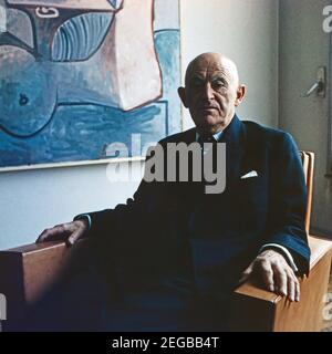 Portrait of Daniel-Henry Kahnweiler by Picasso on stamp Stock Photo - Alamy