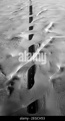 Dubai half desert road Stock Photo - Alamy