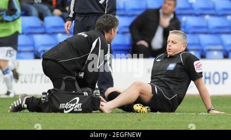 FOOTBALL REFEREE COLIN WEBSTER Stock Photo - Alamy