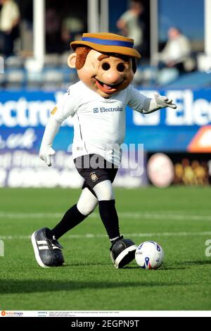 Happy Harry, Luton Town mascot Stock Photo - Alamy