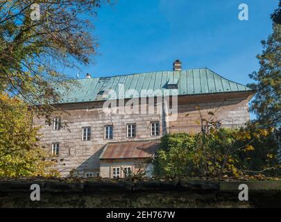 Houska Castle is an early Gothic castle. It is one of the best ...