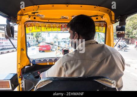 India, Tamil Nadu. Tuk-tuk (auto rickshaw) in Madurai Stock Photo - Alamy
