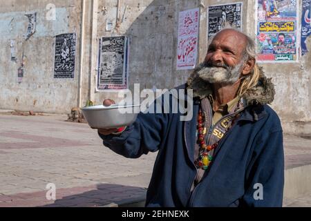 The Mausoleum of Pir Shams Sabzwari Multani, Multan, Punjab, Pakistan ...