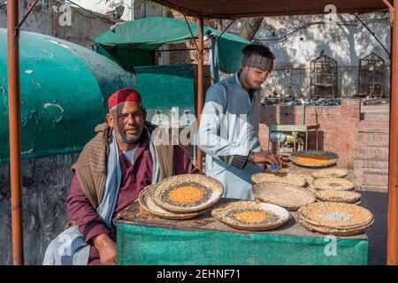 The Mausoleum of Pir Shams Sabzwari Multani, Multan, Punjab, Pakistan ...