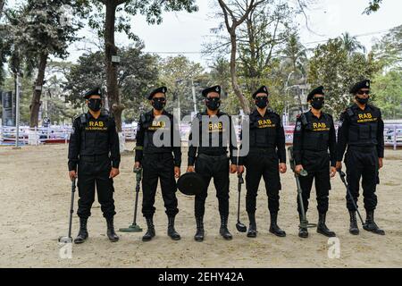 RAB Bomb disposal unit are standing in front of Central Shaheed Minar ...