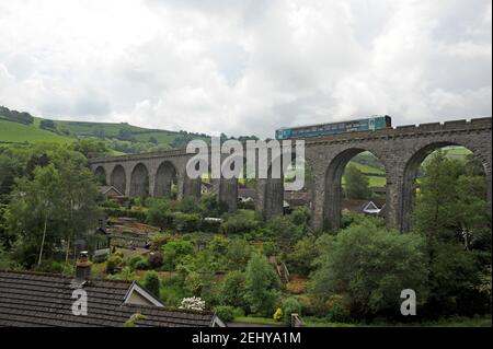 Arriva Trains Wales 153 train on the Heart of Wales Line leaving ...