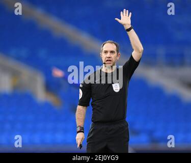 Referee Jeremy Simpson during the game Stock Photo - Alamy