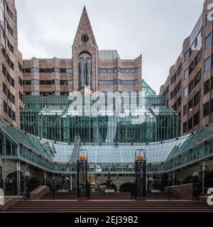 Minster Court in the City of London home to the London Underwriting ...