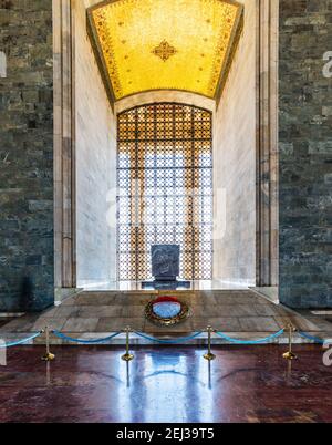 Ankara, Turkey - October, 2020: Interior of an antique store with old ...