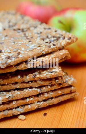 Crispbread with seeds, flaxseed, sesame seed, sunflower seeds Stock ...