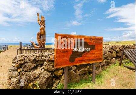 Wooden statue of the first king of Rapa Nui, Hotu Matu'aAhu, at the ...