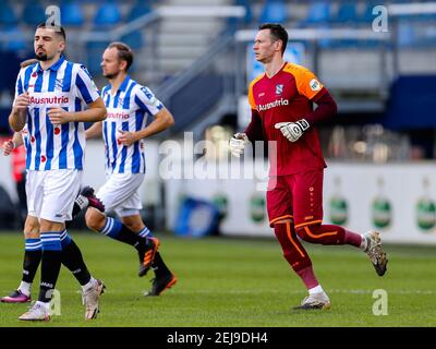 HEERENVEEN, NETHERLANDS - FEBRUARY 21: goalkeeper Erwin Mulder of SC ...