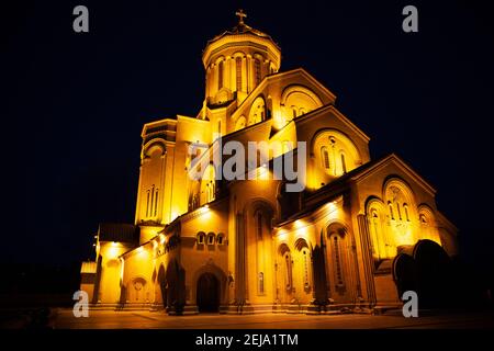 Tbilisi, Georgia: 23 March 2016: Luxurious car parked in the slums ...