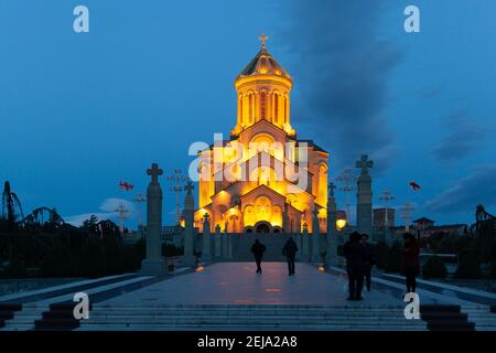 Tbilisi, Georgia: 23 March 2016: Luxurious car parked in the slums ...