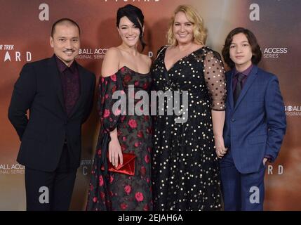 (L-R) Jon Jon Briones, Isa Briones, Megan Briones and Teo Briones at ...