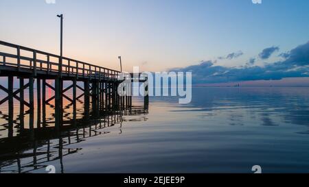 Bayfront park at sunset Stock Photo - Alamy