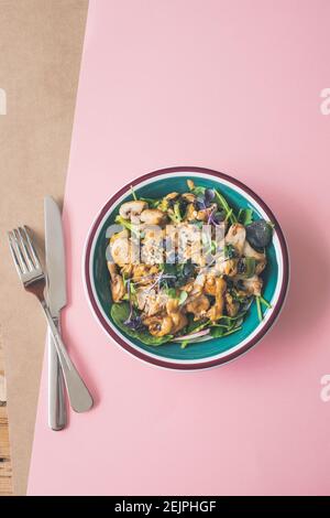 Green plate of Chicken Satay Stock Photo - Alamy