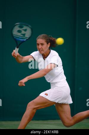 Italian tennis player Rita Grande, 1998 Stock Photo - Alamy