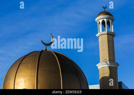 View of London Islamic Cultural Society and Mosque commonly known as ...