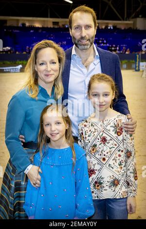 (L-R) Paola ten Cate, Tjalling ten Cate, Julia ten cate and Princess ...