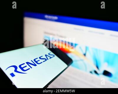 Smartphone with logo of Japanese electronics company Keyence ...