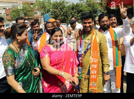 KALYAN, INDIA - APRIL 9: Shiv Sena candidate Shrikant Shinde with his ...