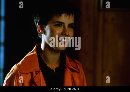 Shooting Fish Year : 1997 UK Director : Stefan Schwartz Kate Beckinsale ...