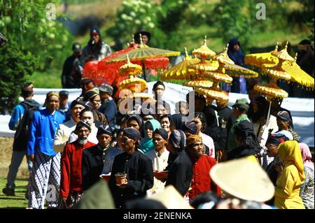 Girls with dreadlocks at the Dieng Temple Festival, Wononosobo, Central ...