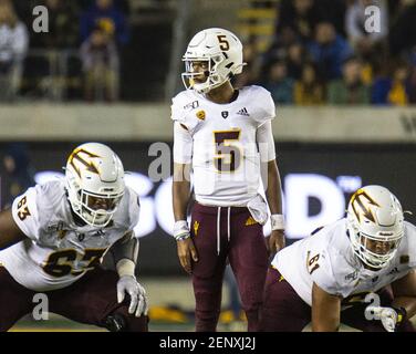 Arizona State quarterback Jayden Daniels (5) during an NCAA football ...