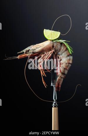 Raw fresh big tiger prawn for cooking Stock Photo - Alamy