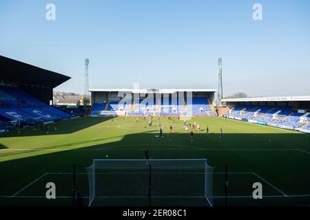 Birkenhead, UK. 28th Feb, 2021. Meikayla Moore (#15 Liverpool) heads ...