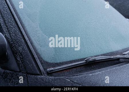 Frozen windshield wipers in winter, close-up Stock Photo - Alamy