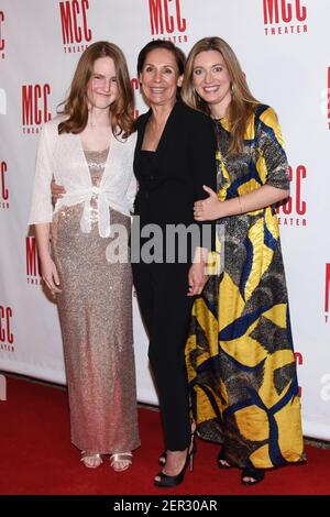 Mae (daughter of Zoe Perry), Laurie Metcalf and Zoe Perry attend MCC ...