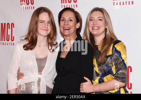 Mae (daughter of Zoe Perry), Laurie Metcalf and Zoe Perry attend MCC ...