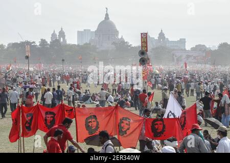 Crowd of CPIM (Communist Party of India Marxist), Congress & ISF ...