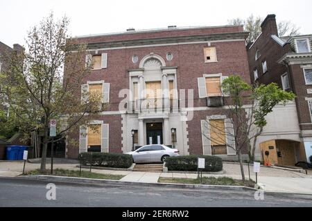The home of Amazon Founder and CEO Jeff Bezos in the Kalorama ...