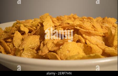 Corn flakes - detailed macro shot Stock Photo - Alamy