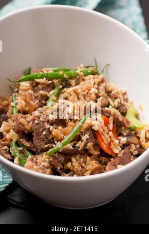 Low Carb Beef and Vegetable Stir Fry with tender meat slices, broccoli ...