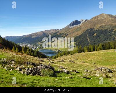 The beautiful panoramic view of Lake Davos, Davoser See, Switzerland ...
