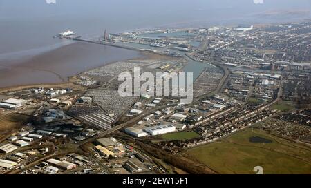 Grimsby Docks & Humber Estuary, Lincolnshire, England, U.K Stock Photo ...