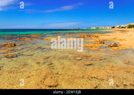 The most beautiful sandy beaches of Apulia: Salve beach in Salento ...