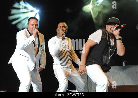 Alfred Nevarez, Delious Kennedy, Tony Borowiak and Jamie Jones of All-4 ...
