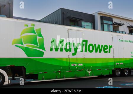 Mayflower Transit Logo